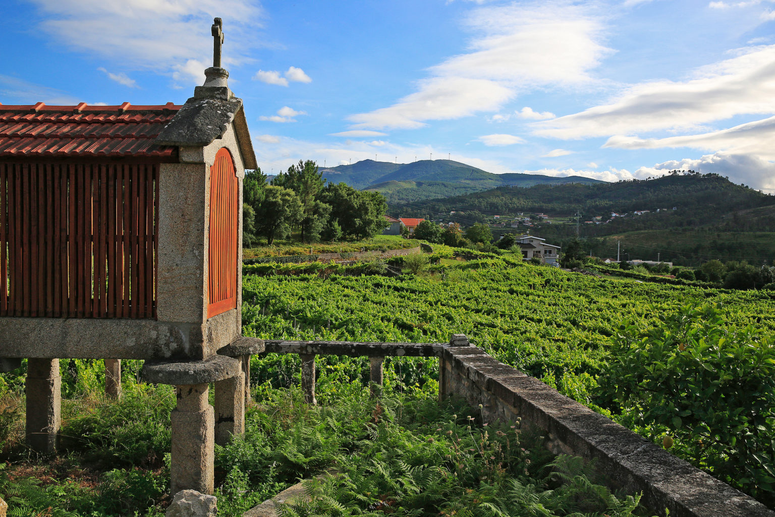 Discover Portugal’s beautiful Minho Region with its traditions. | GENUINE